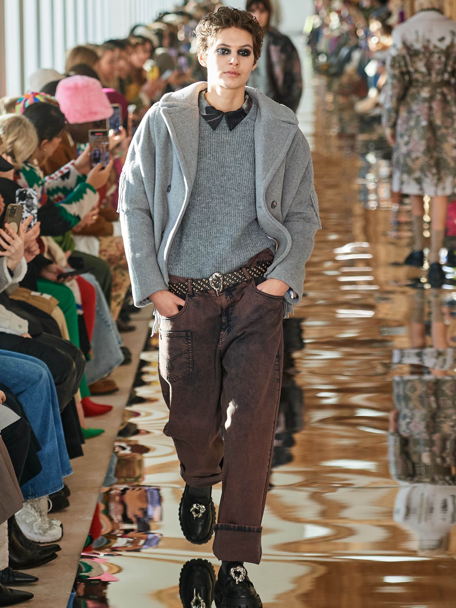 See all the new looks from Munthe’s AW23 runway collection - Vogue ...