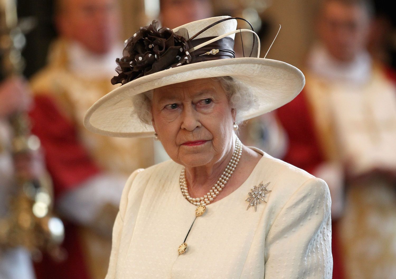 Almost one hundred years of Royal style – how the Queen captured the ...