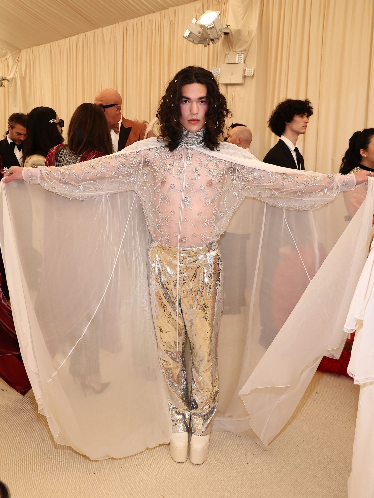 Met Gala 2022 Red Carpet Fashion: All the best dressed celebrities ...