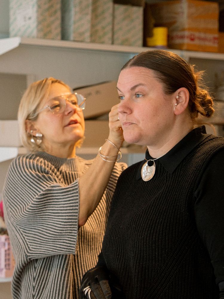 Get ready with Astrid Andersen for the Arts and Culture Ball hosted by ...