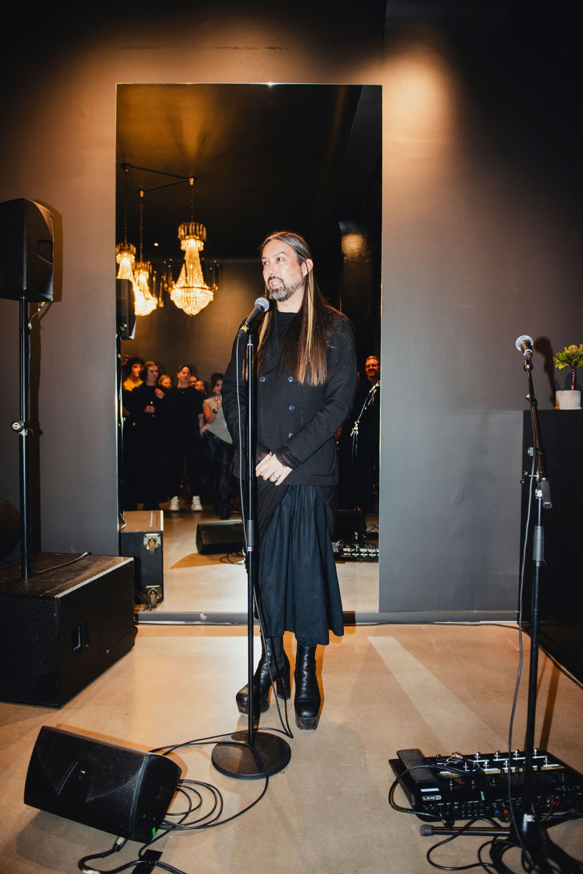 Celebrity brow artist Thomas McEntee unveils his own solo concept ...