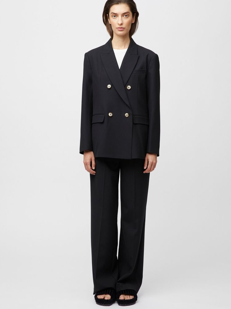 See all the looks from FWSS AW23 collection - Vogue Scandinavia