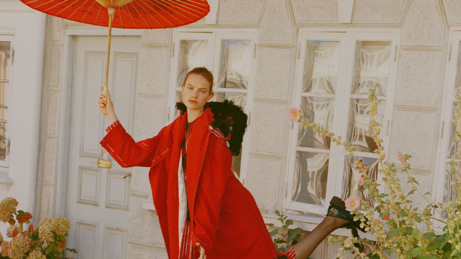 The Runway Report: It's all about red-hot ensembles right now - Vogue ...