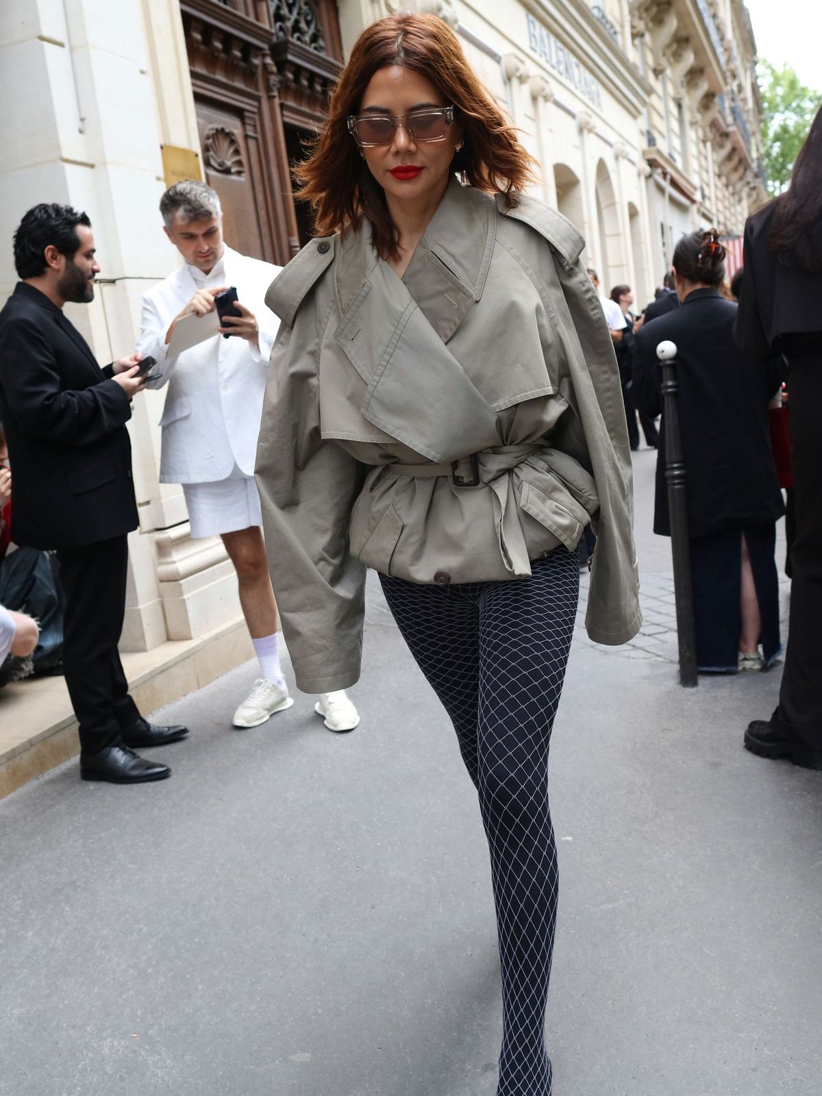Get your daily fix of the best street style from Haute Couture - Vogue ...