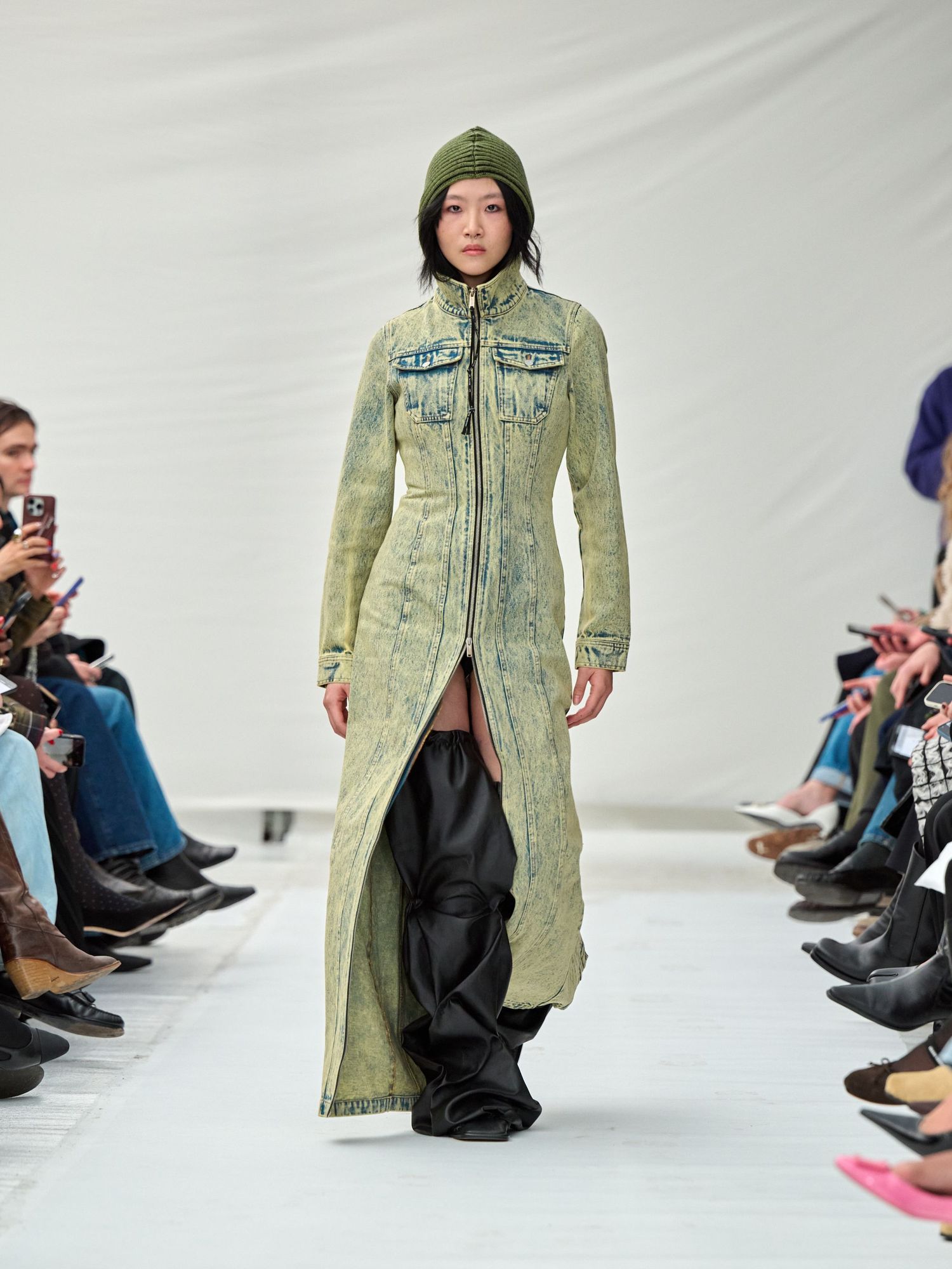 Copenhagen Fashion Week: This is ALIS's fall/winter 2025 collection ...