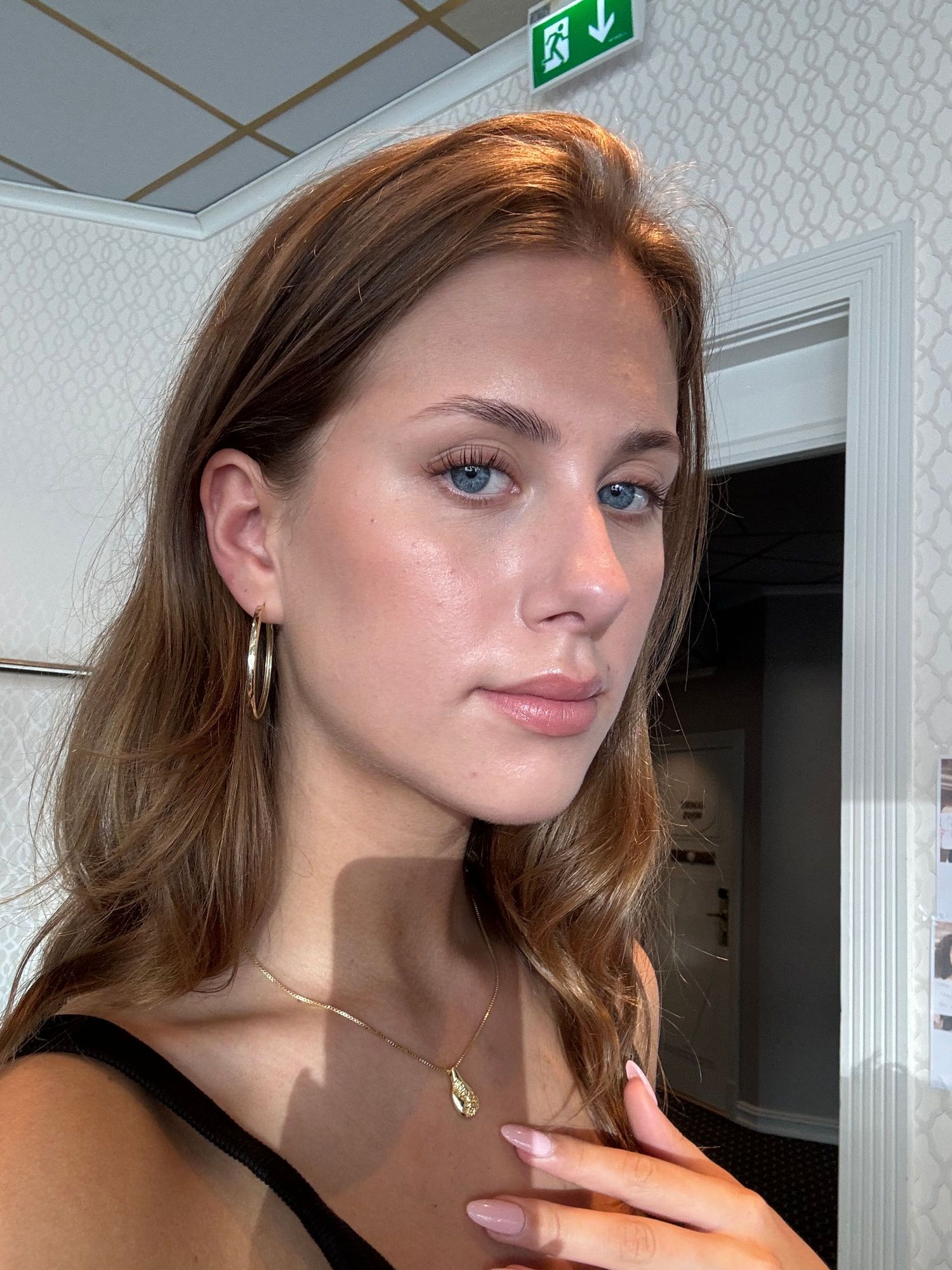 Märtha Louise of Norway's daughter Leah Behn documents her modelling ...