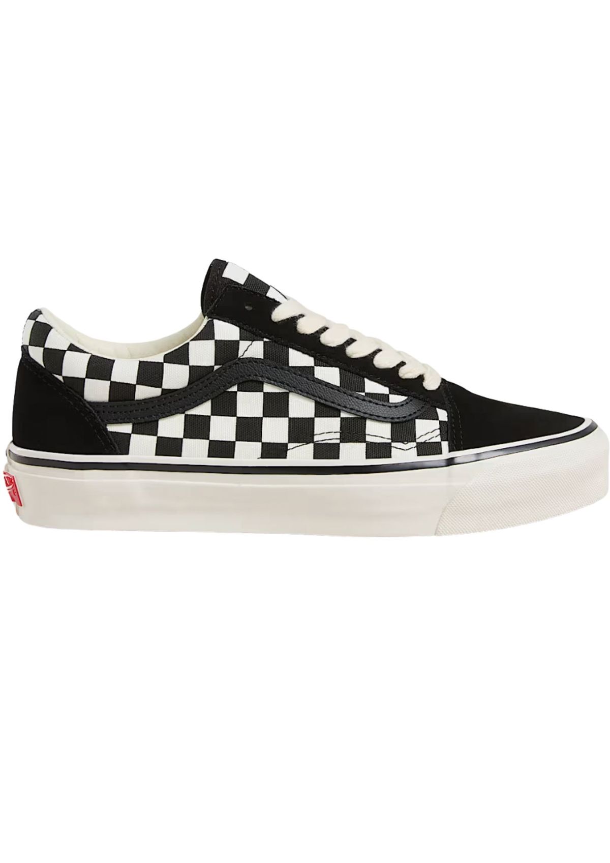 Little Simz stars in the Vans Old Skool Premium campain - Vogue Scandinavia