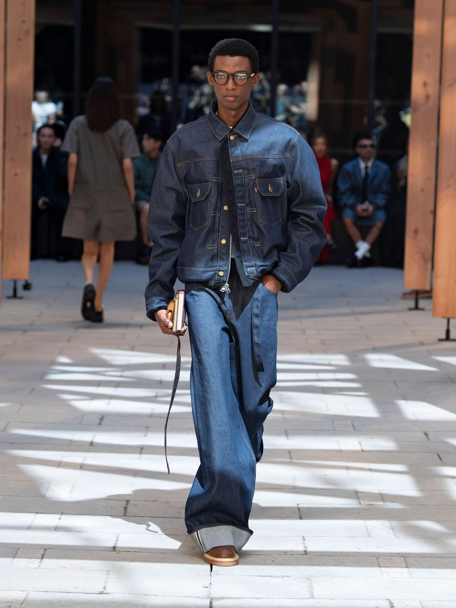 Sacai teases upcoming collaboration with Levi’s at SS25 Paris Fashion Week - Vogue Scandinavia