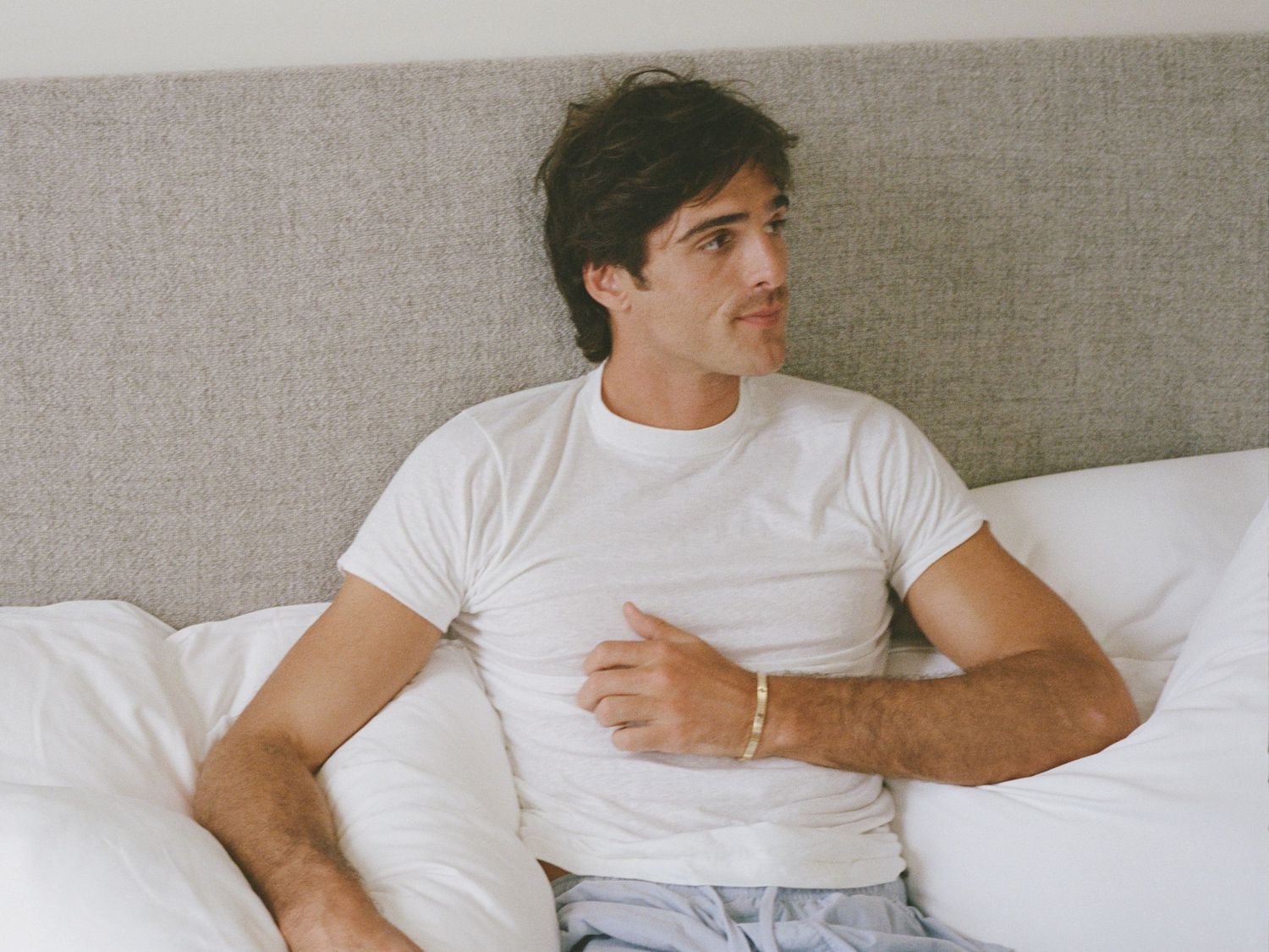 Sofia Coppola lenses Jacob Elordi in Cartier’s new Love bracelet - Vogue Scandinavia