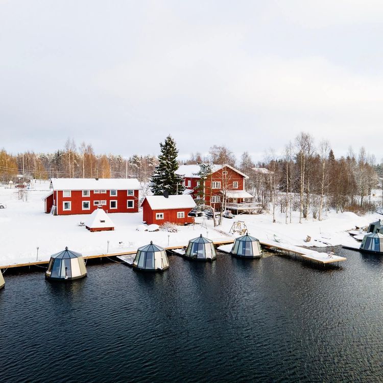 These movable glass igloos are the perfect weekend getaway - Vogue ...