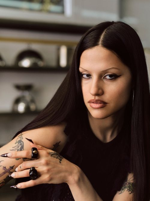 A taste of Gabbriette: A peak into the It-girl's life on set - Vogue ...