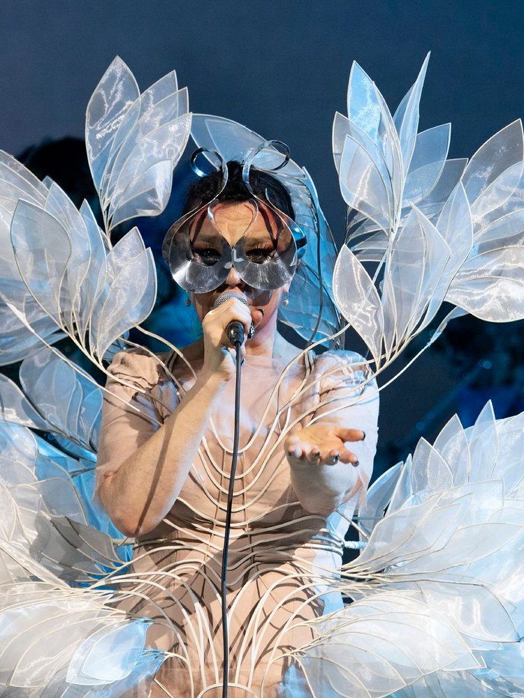Björk - Vogue Scandinavia