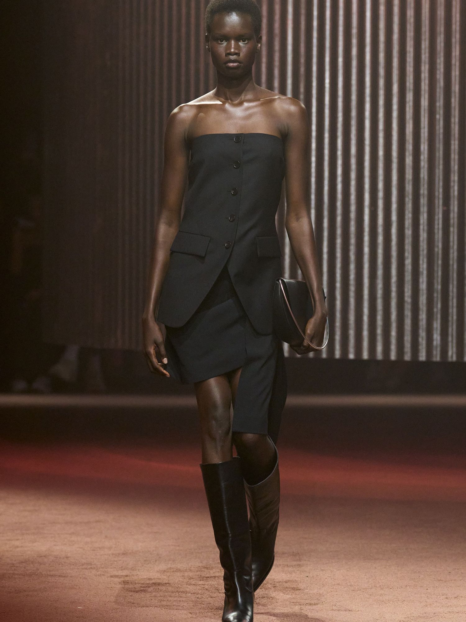 See all the runway looks from the Cos sping/summer 2024 show at New ...