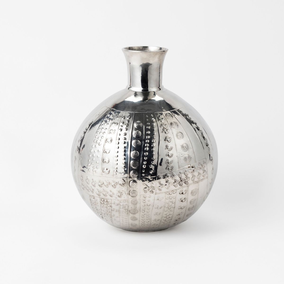 9 iconic interiors pieces from Svenskt Tenn to put on your wish list ...