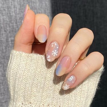 The 7 festive nail designs we want to try this holiday season - Vogue ...