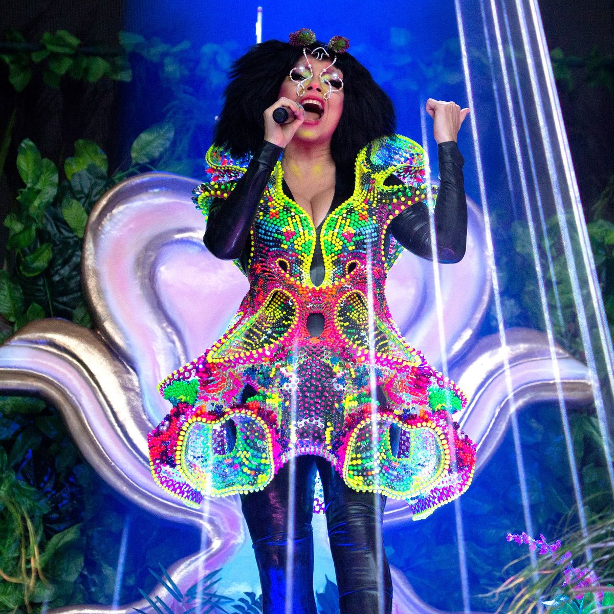 Björk’s top 5 on-stage fashion moments - Vogue Scandinavia