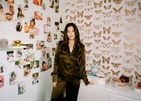 Emi Jay: Everything you need to know about 'that' hair clip beloved by ...