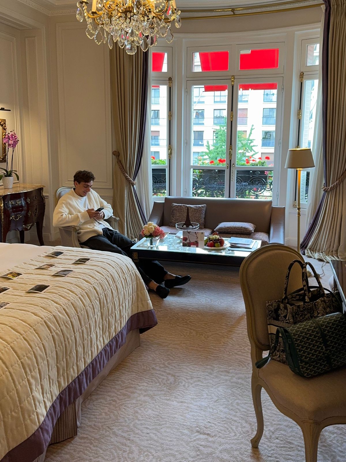 Follow It-girl Desiré Inglander around Paris Fashion Week - Vogue ...