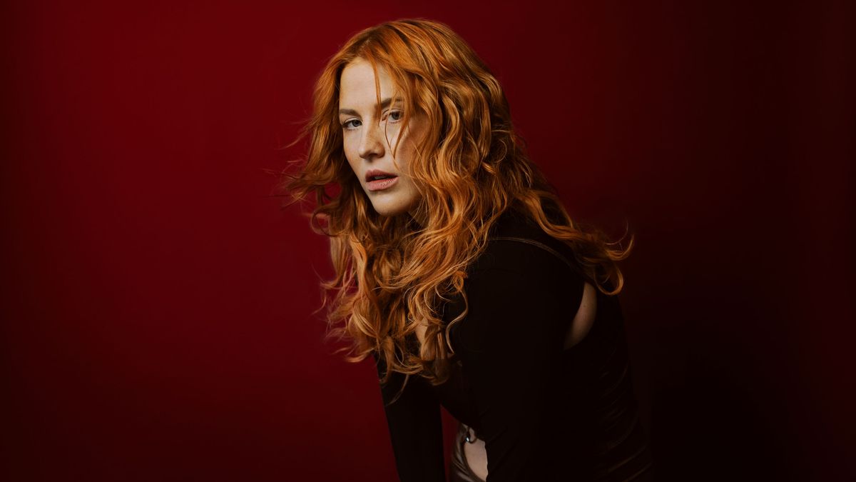 Molly Sandén on balancing partying with motherhood and her new red era ...