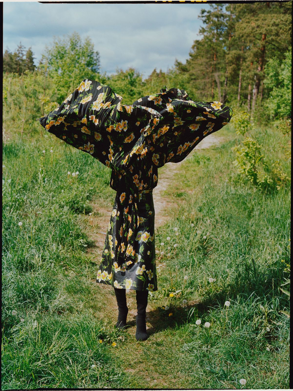 Watch out for thorns: This season, florals pack a punk punch - Vogue ...