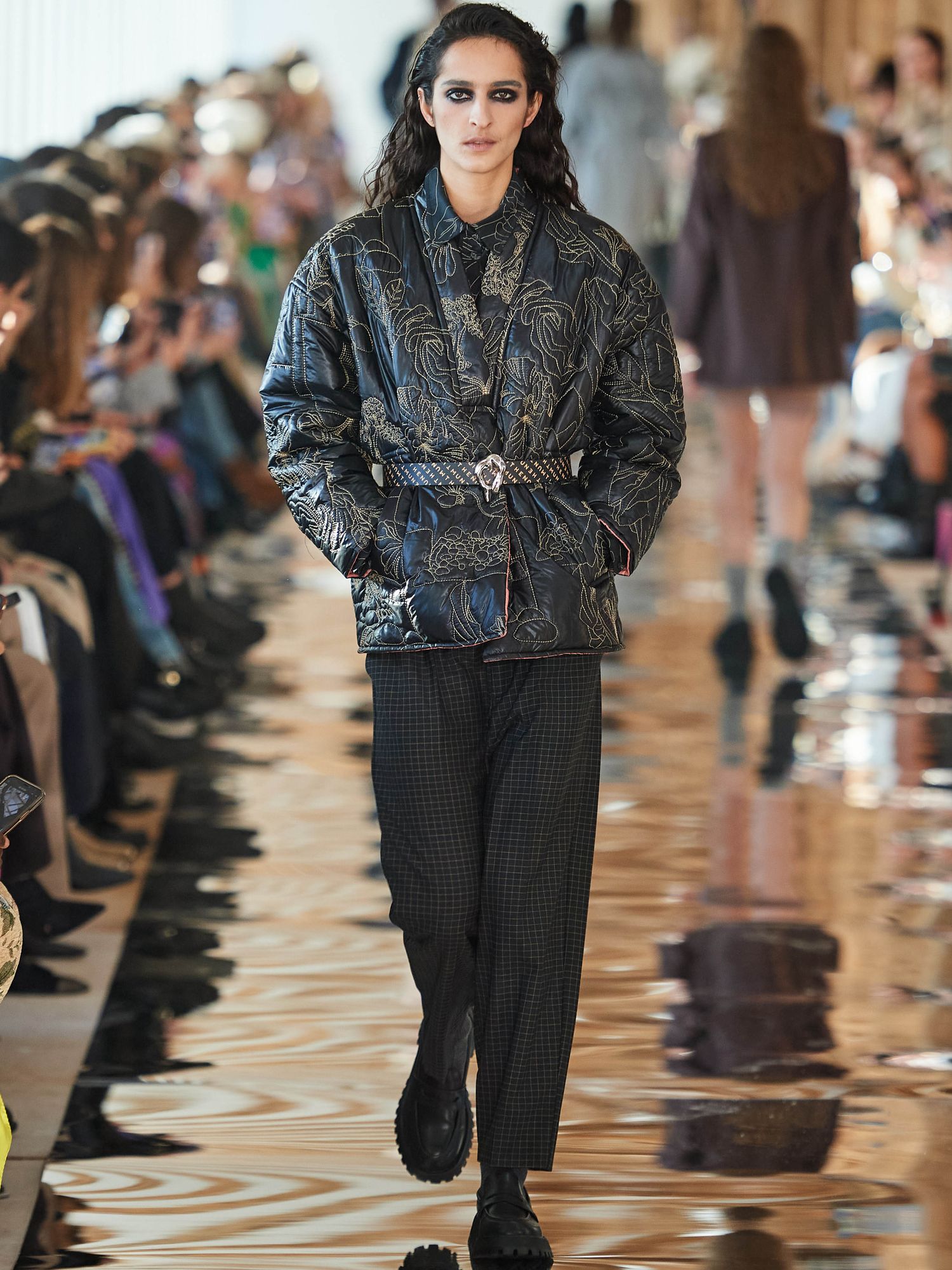 See all the new looks from Munthe’s AW23 runway collection - Vogue ...