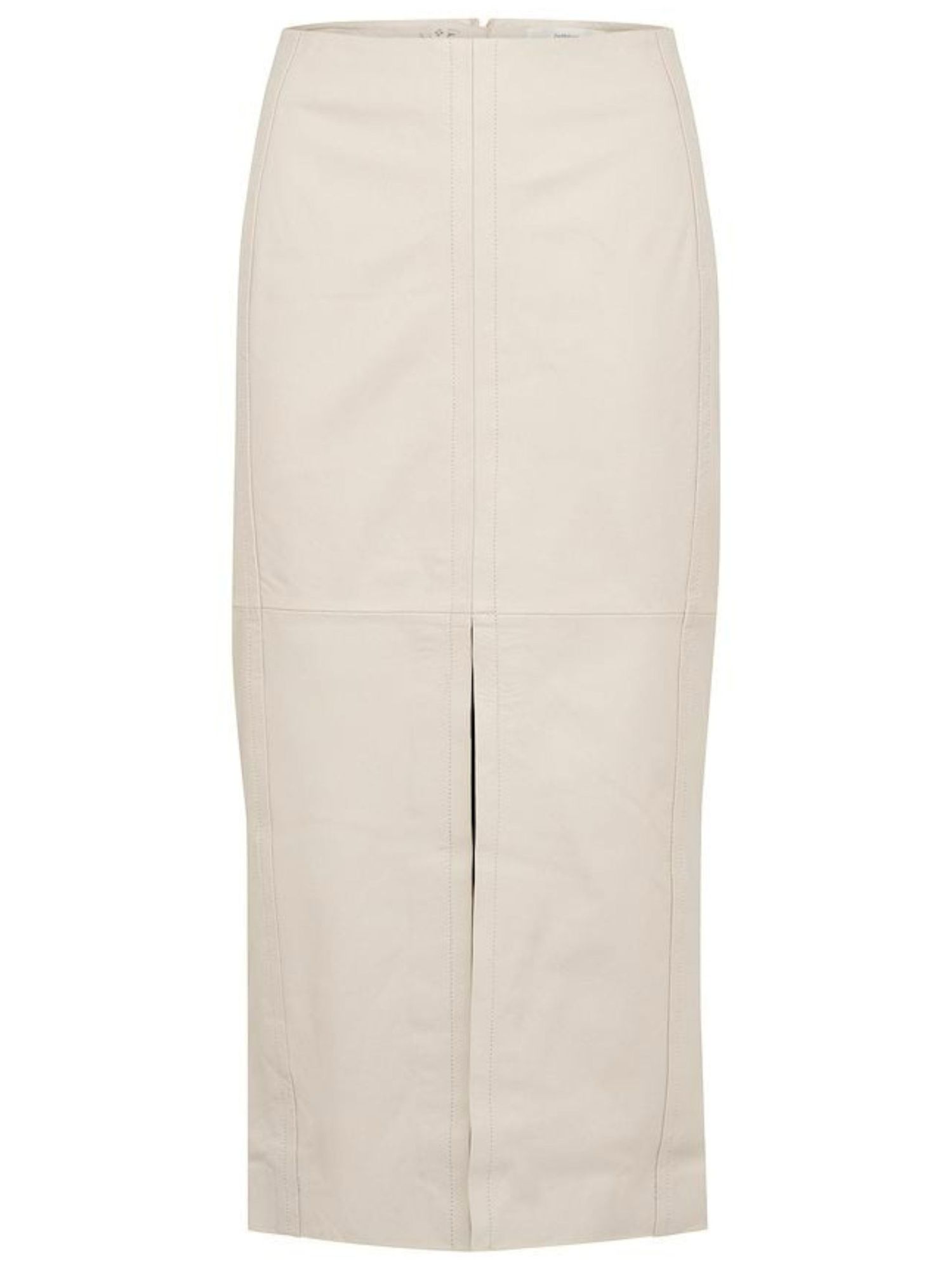 InWear takes us 'behind the seams' to find the perfect blazer fit ...