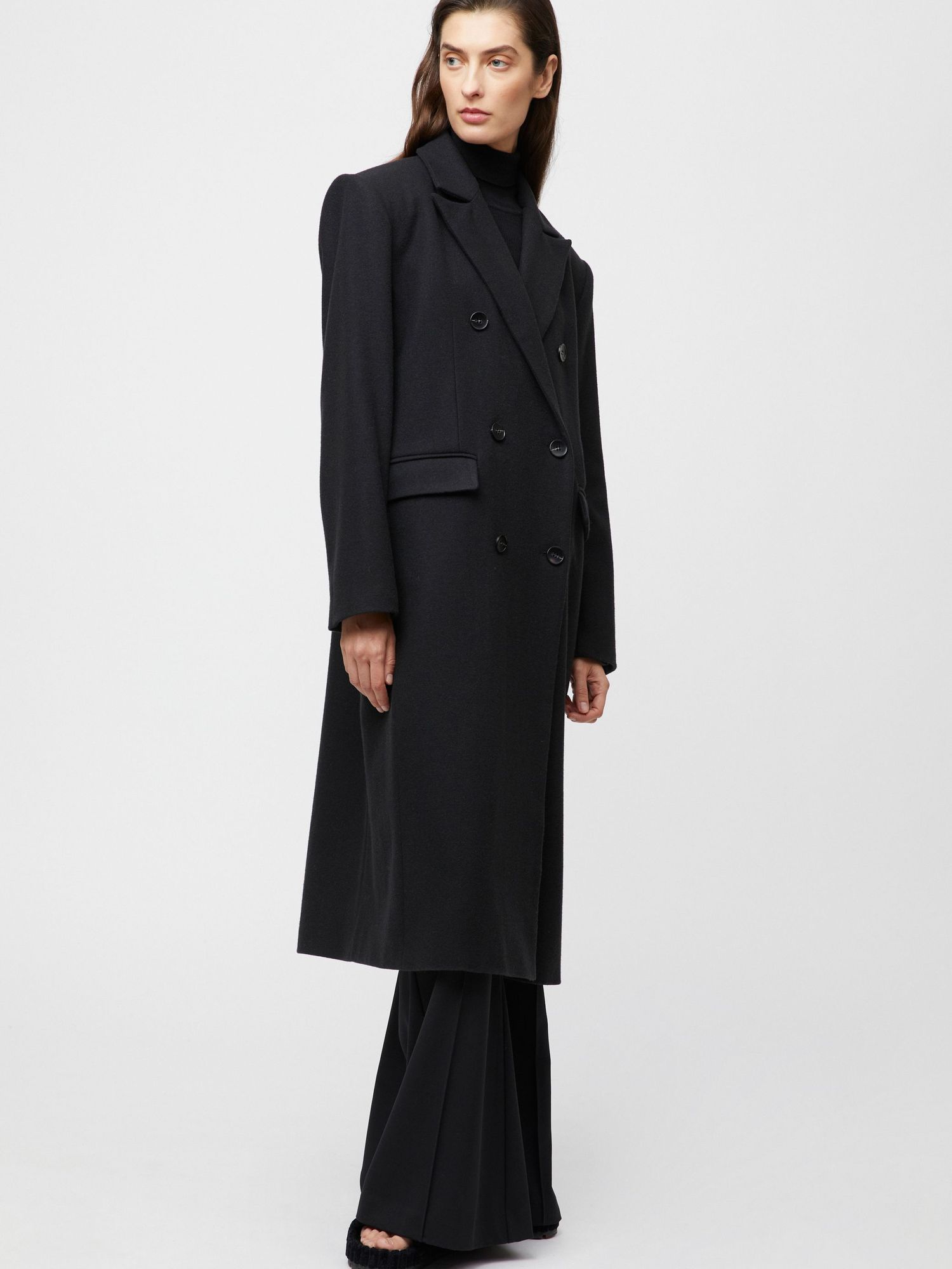 See all the looks from FWSS AW23 collection - Vogue Scandinavia