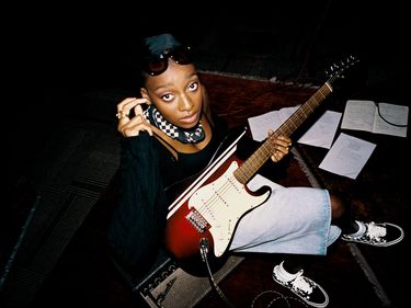 Little Simz stars in the Vans Old Skool Premium campain - Vogue Scandinavia