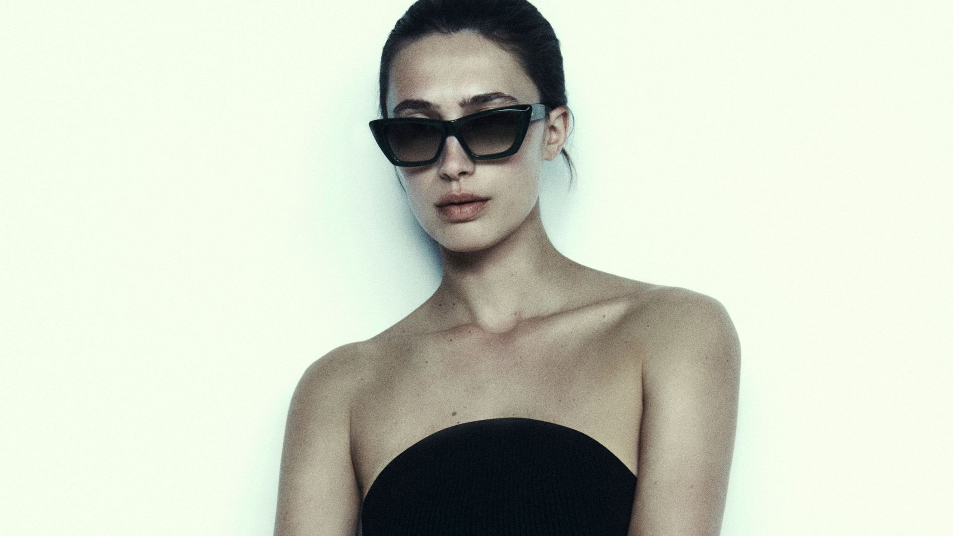 A Dutch supermodel has made your next everyday sunglasses - Vogue ...