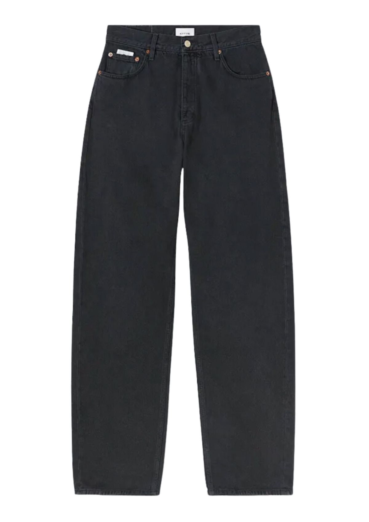 Gigi Hadid proves this particular pair of Eytys jeans are timeless ...