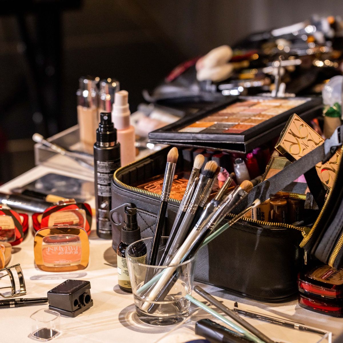 The Masterclass: Beauty legend Val Garland breaks down two of spring's ...