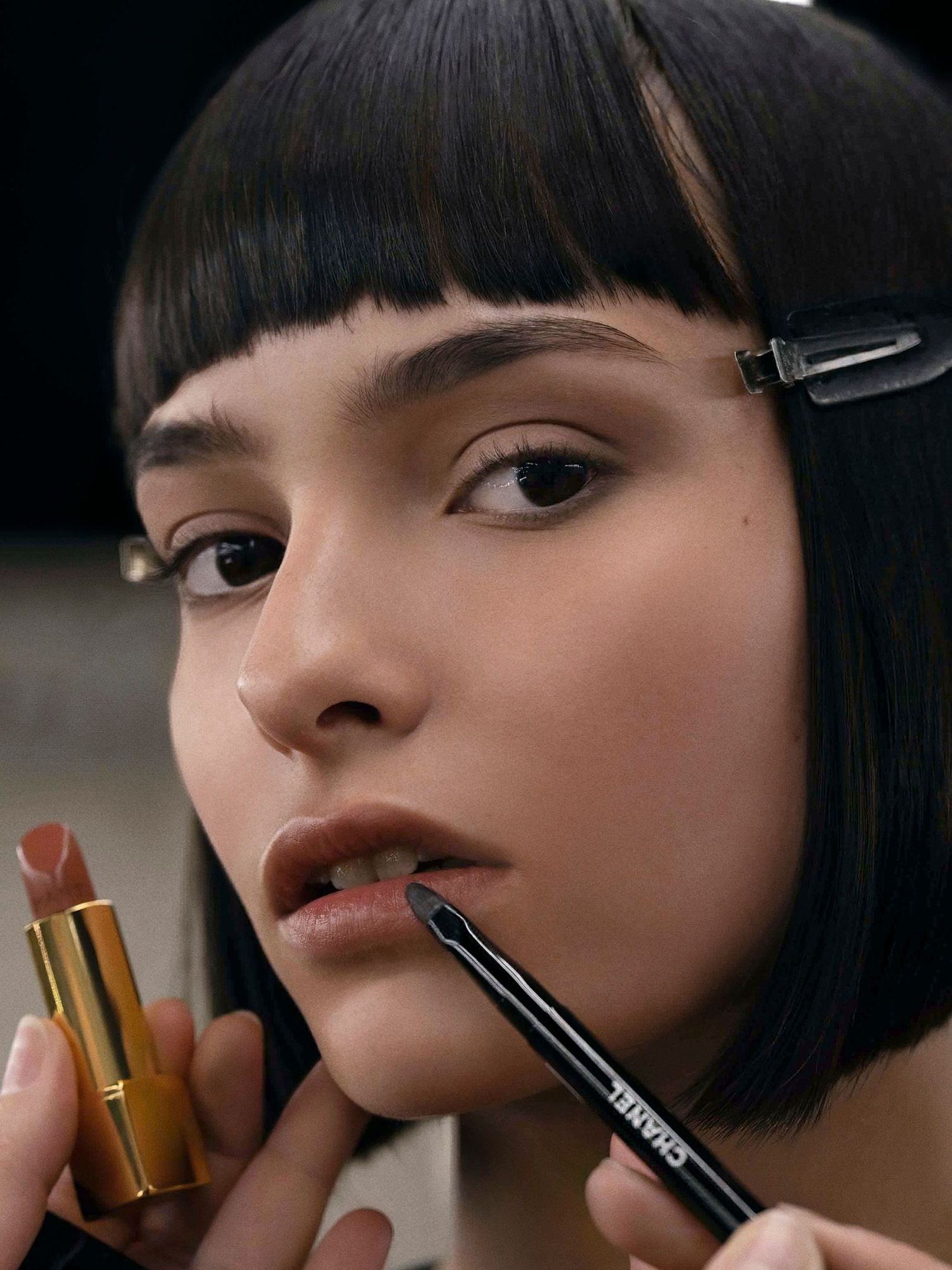 Chanel’s latest runway show was a masterclass in autumnal makeup ...