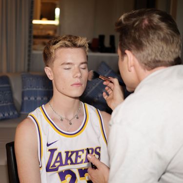 A detailed look at Edvin Ryding's red carpet look for the Oscars 2025 ...