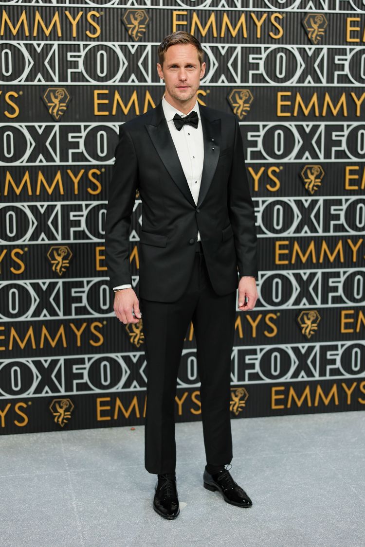 Alexander Skarsgård suited up in Boss for the Emmy Awards - Vogue ...