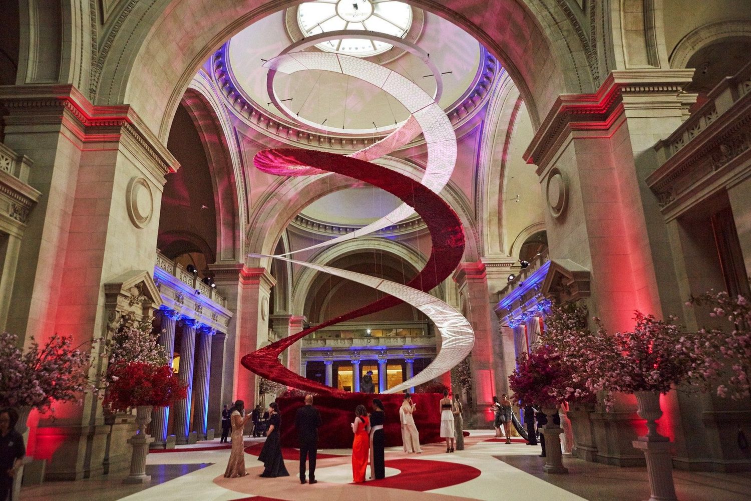 A look back at stunning Met Gala interiors over the years - Vogue ...