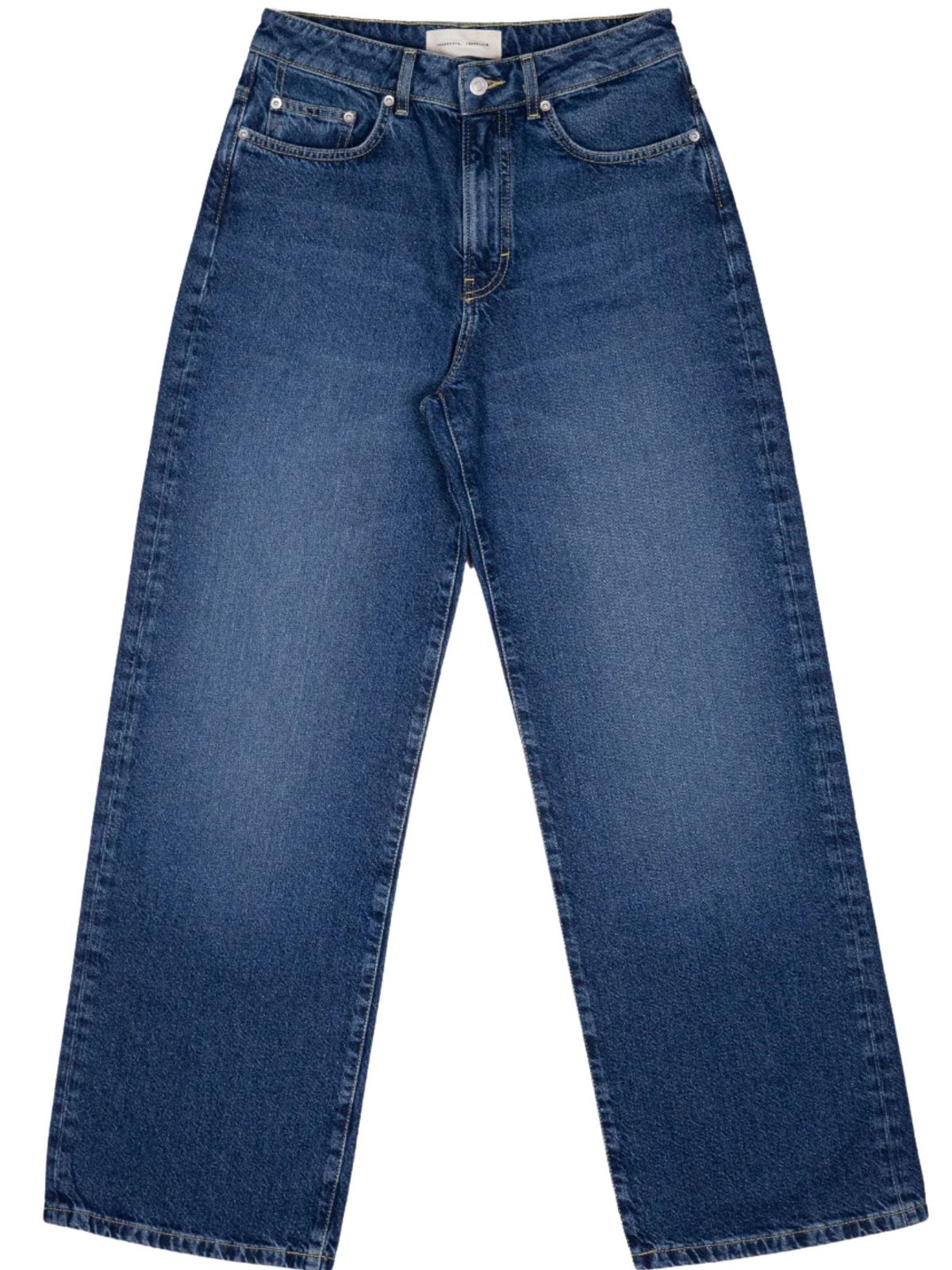 Upgrade your airport attire with our first-class travel edit - Vogue ...