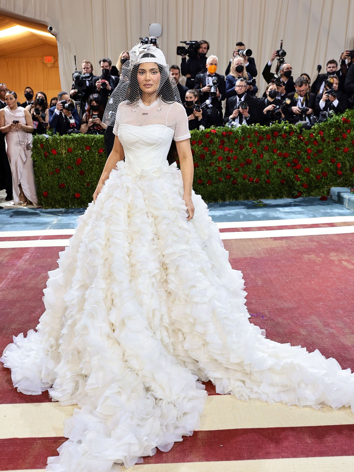 Met Gala 2022 Red Carpet Fashion: All the best dressed celebrities ...