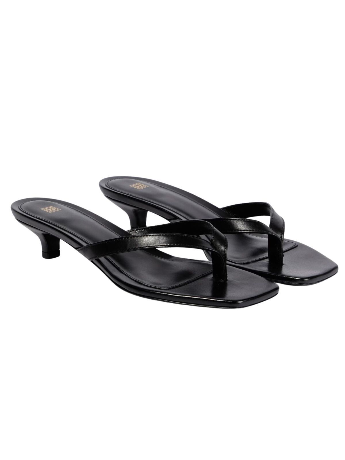 This is what Vogue Scandinavia's editors will be wearing for Midsummer ...