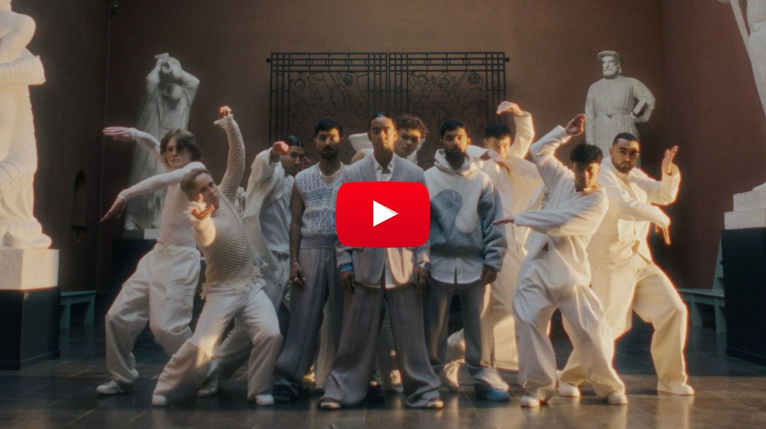 Watch: Quick Style make an Oslo museum their very own dancefloor ...