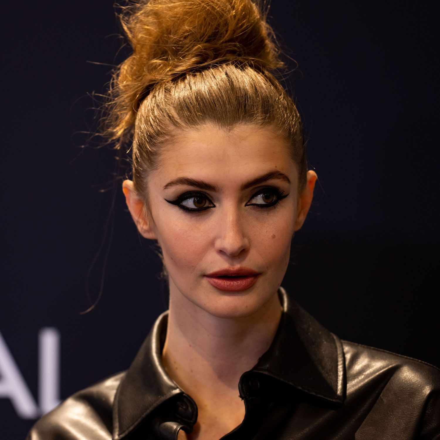 The Masterclass: Beauty legend Val Garland breaks down two of spring's ...