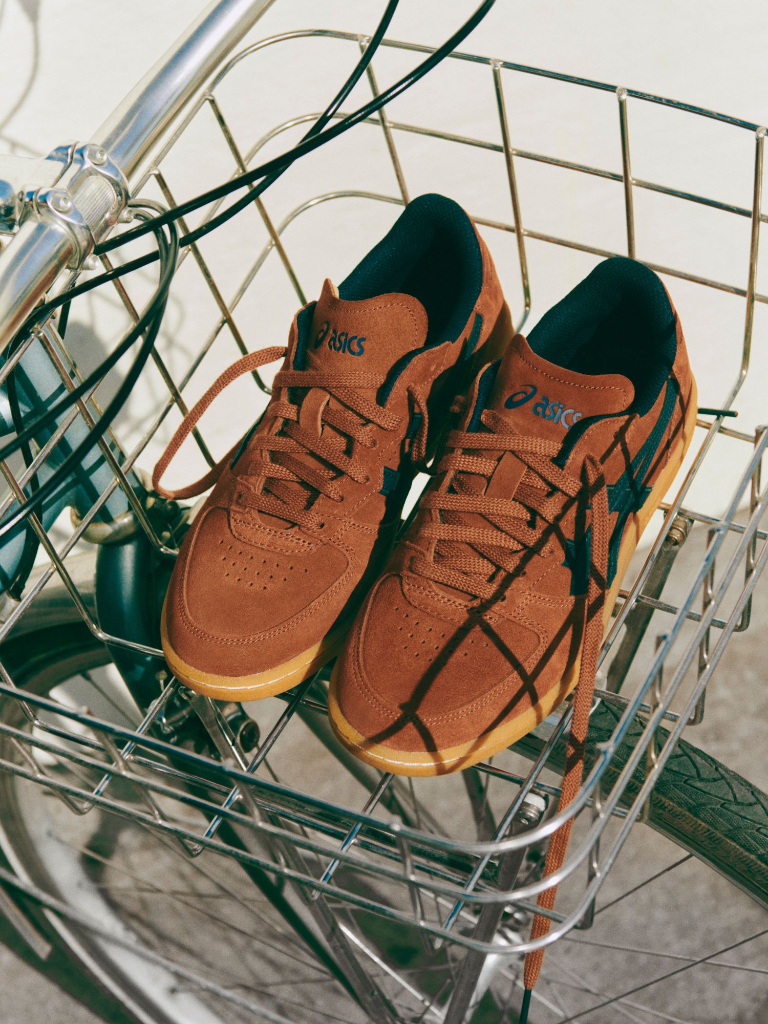 Asics x Hay's sorbet sneakers have been given an autumn update - Vogue ...