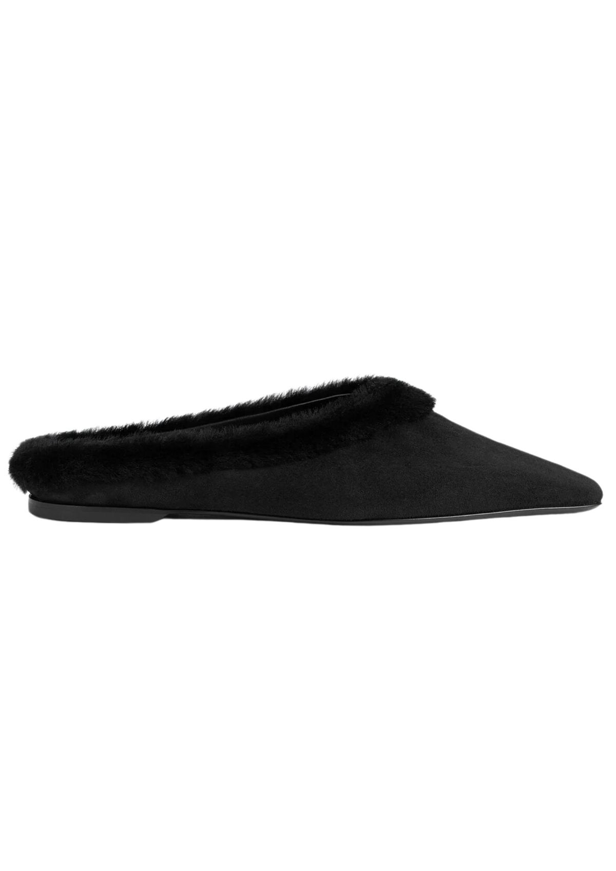 The best 20 fuzzy slippers to keep your feet warm this winter - Vogue ...