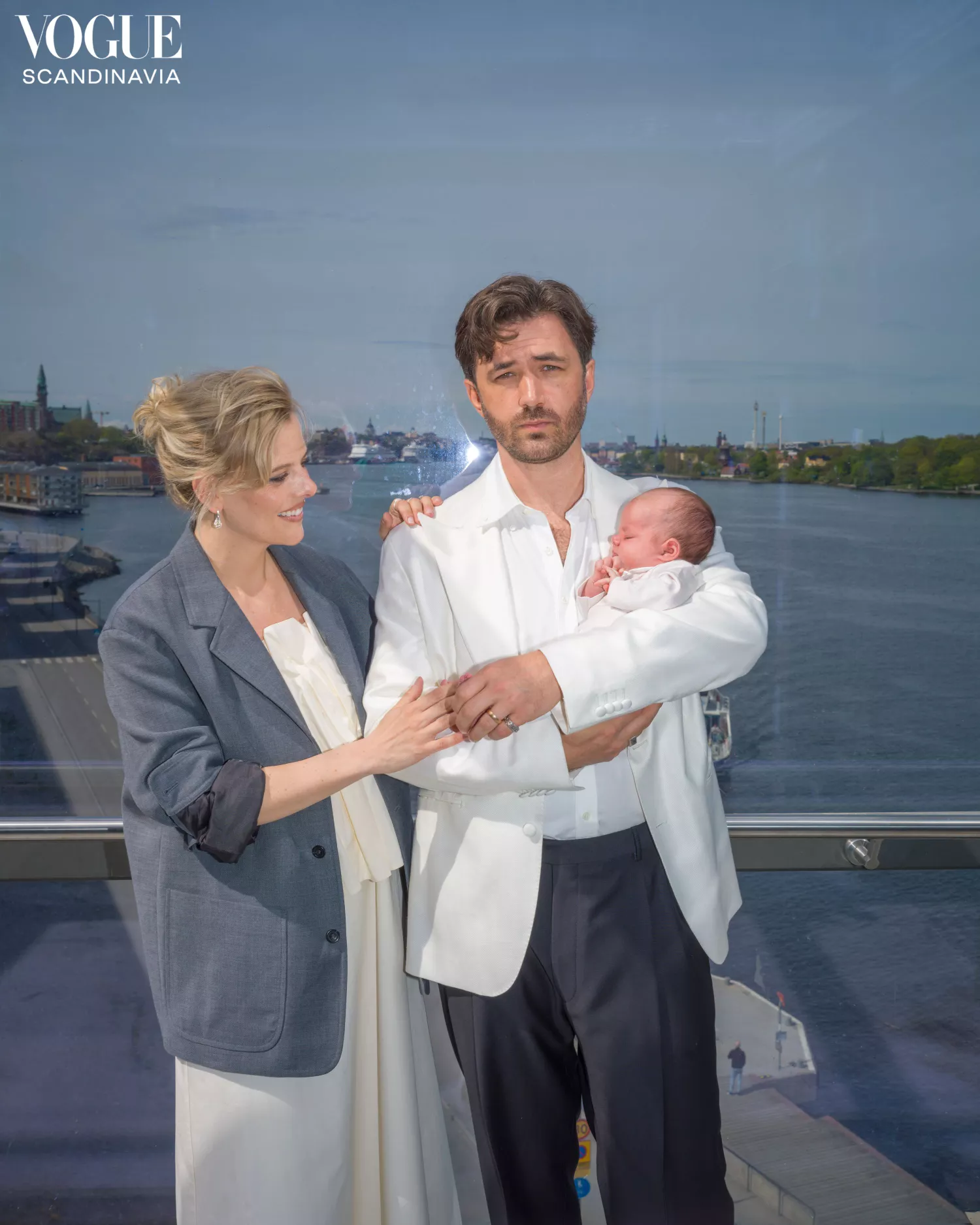 Niklas and Karin Agild from Love is Blind Sweden photographed with baby ...