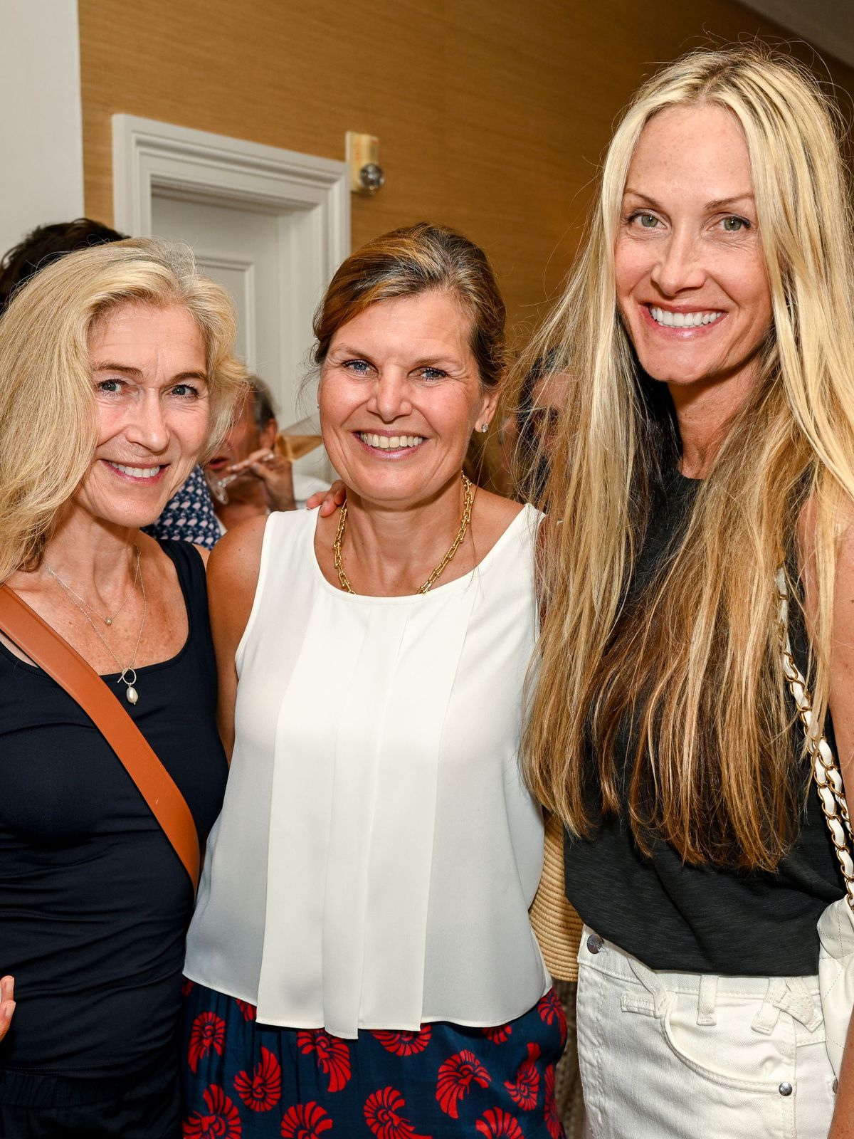 Vogue Scandinavia's Martina Bonnier hosts Staud's Hamptons store ...