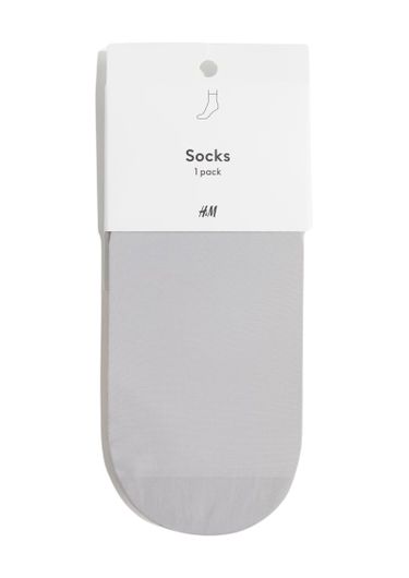 5 ways to wear socks with loafers this fall - Vogue Scandinavia