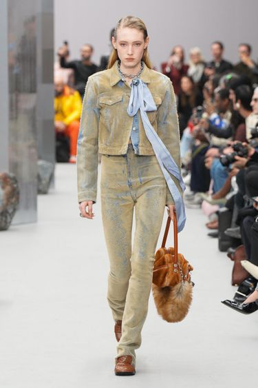 See all the looks from Acne Studios' fall/winter 2025 runway show ...