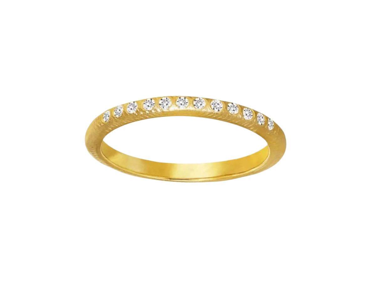 8 diamond-embellished gold rings to wear everyday - Vogue Scandinavia