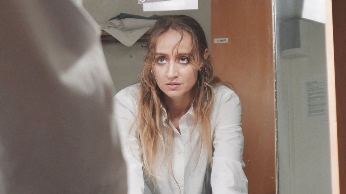 Exclusive: Silvana Imam takes us behind-the-scenes of her iconic run as Hamlet - Vogue Scandinavia