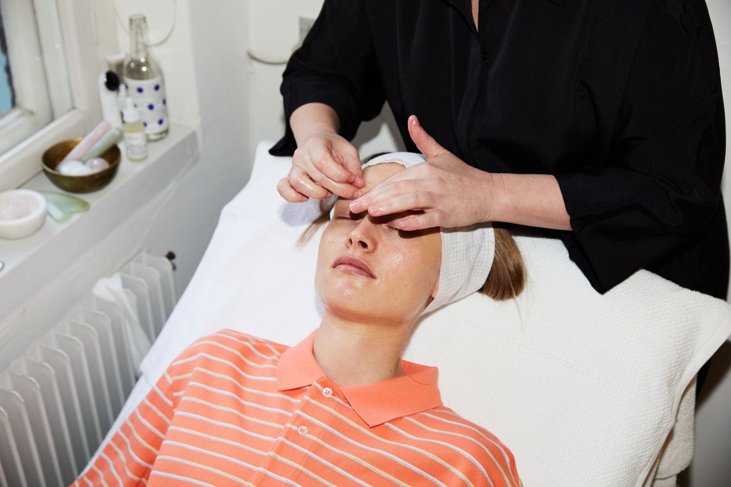 CPHFW AW24: Saks Potts super affordable backstage beauty routine ...