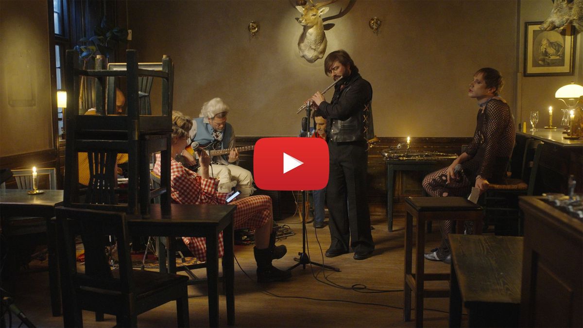 Watch: The first (and only) performance by our star-studded Bellman ...